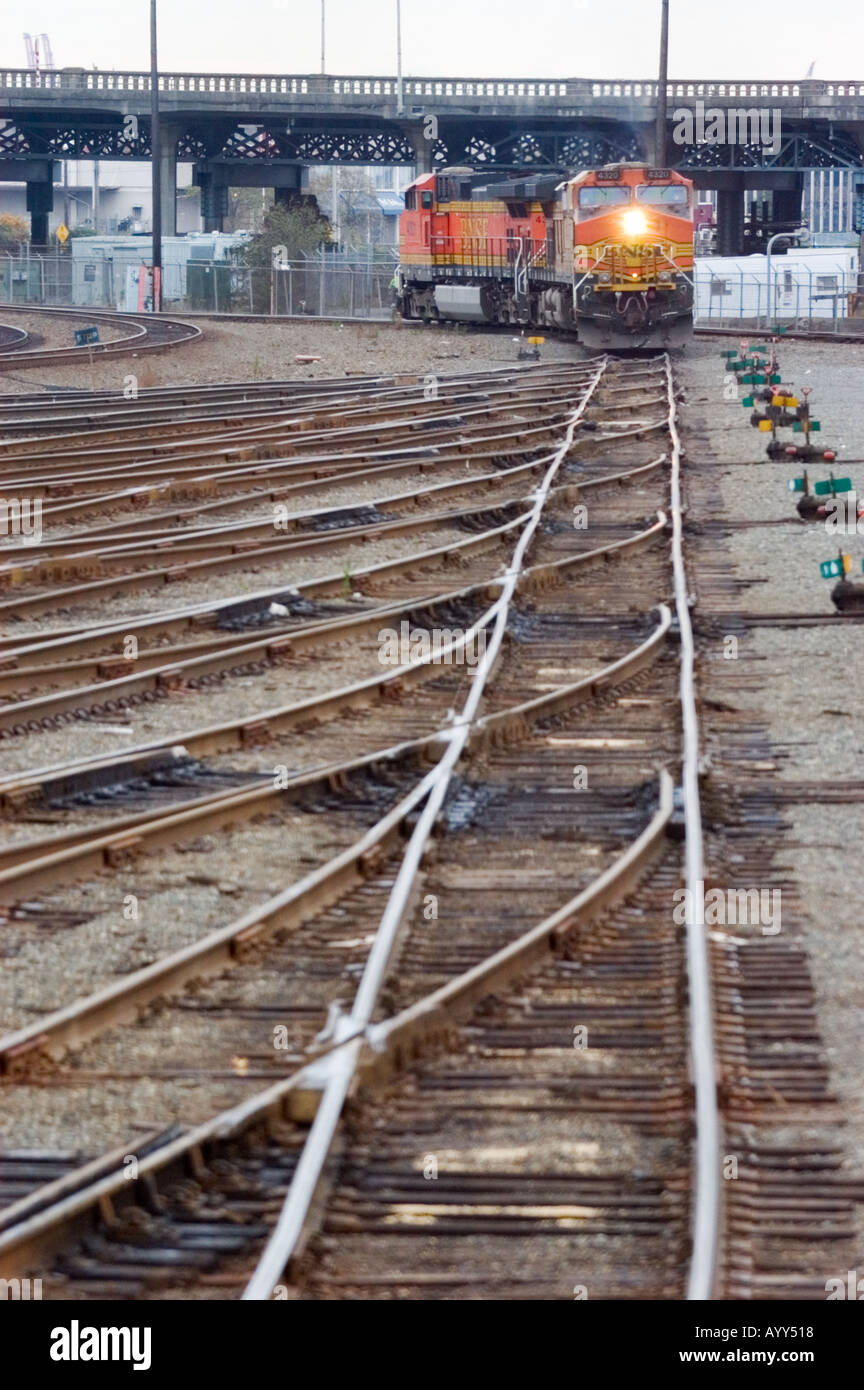 Burlington northern diesel locomotive hi-res stock photography and ...