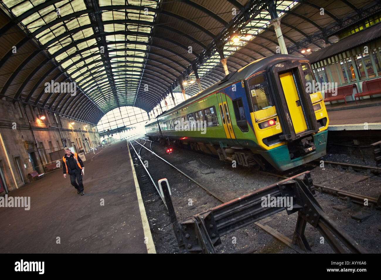 Platforms at a city centre railway station in Hull, Yorkshire, England ...