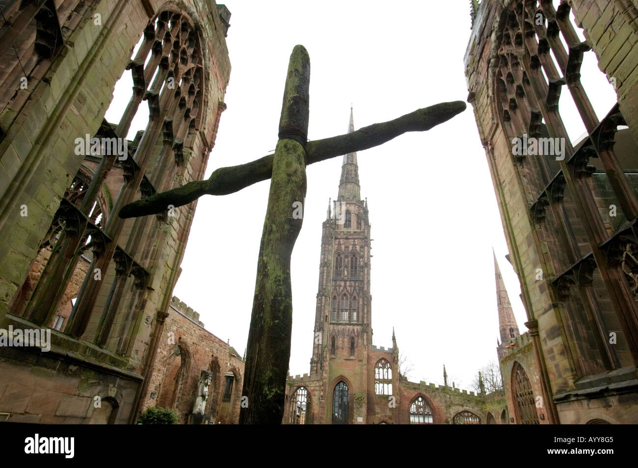 Coventry cathedral cross hi-res stock photography and images - Alamy