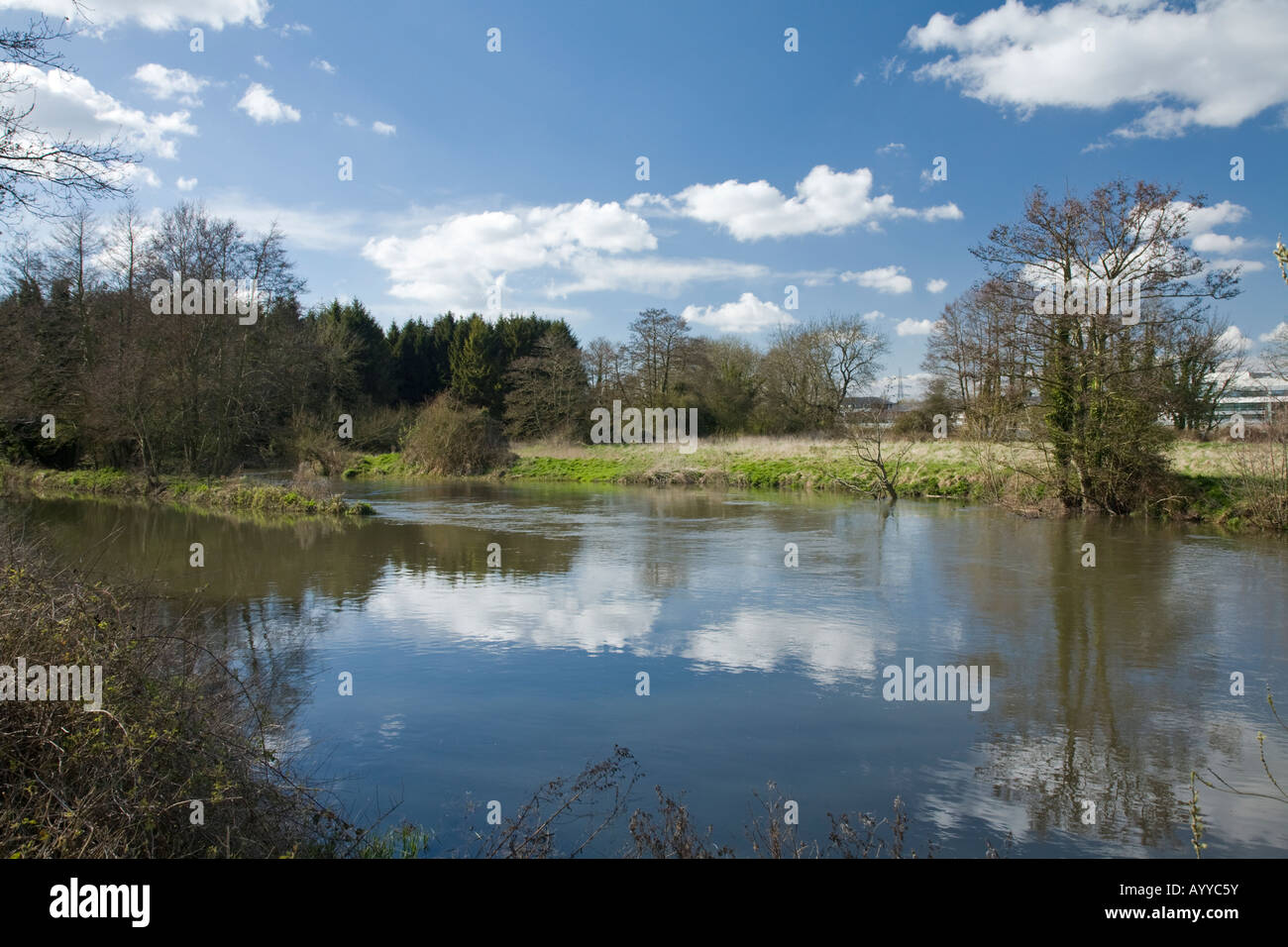 Junction of River Kennet and Kennet and Avon Canal below Garston lock ...