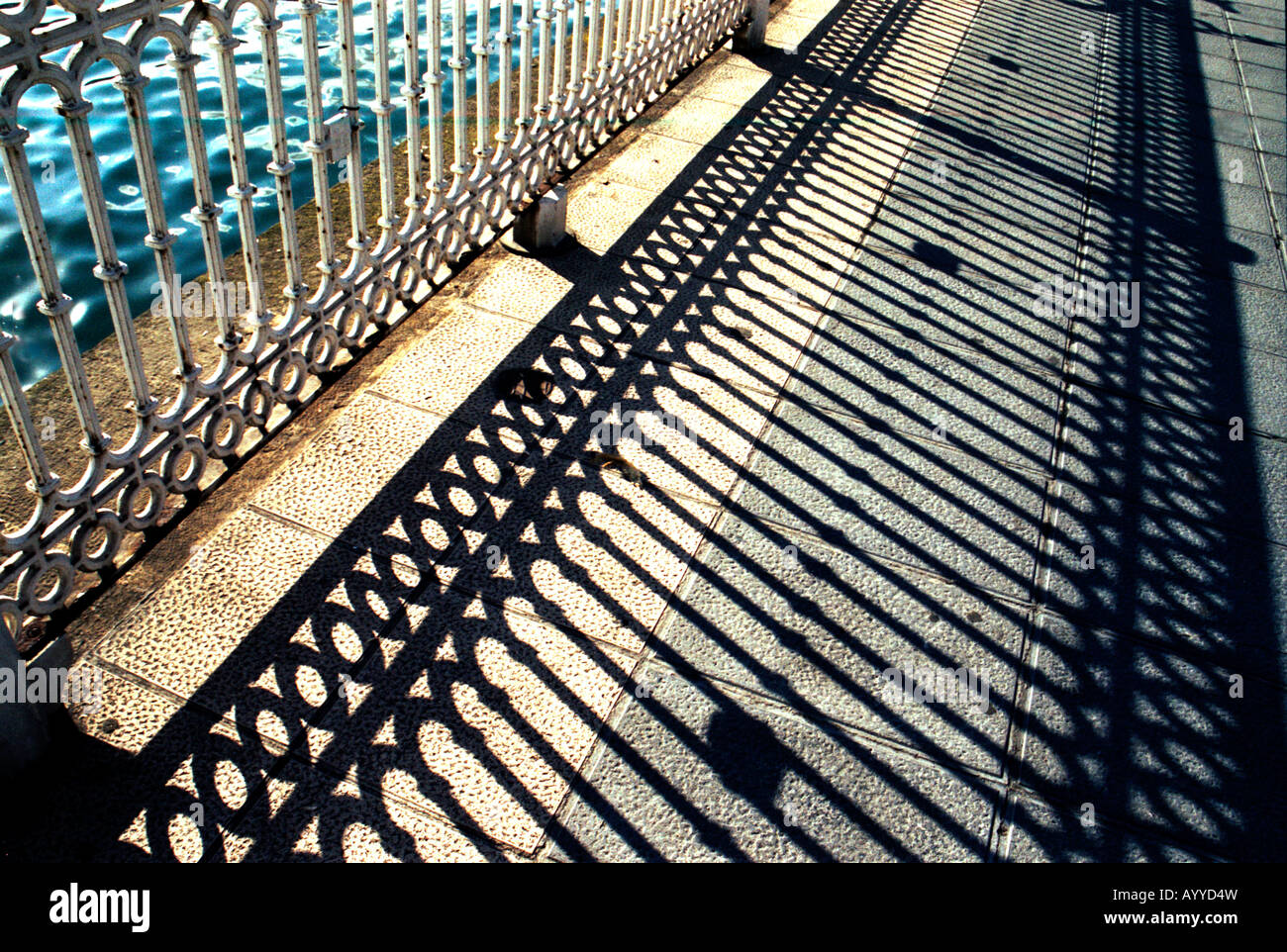 Railings beside river hi-res stock photography and images - Alamy