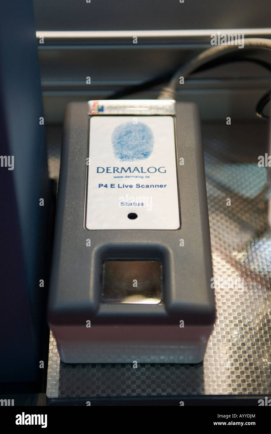 Fingerprint scanner hi-res stock photography and images - Alamy