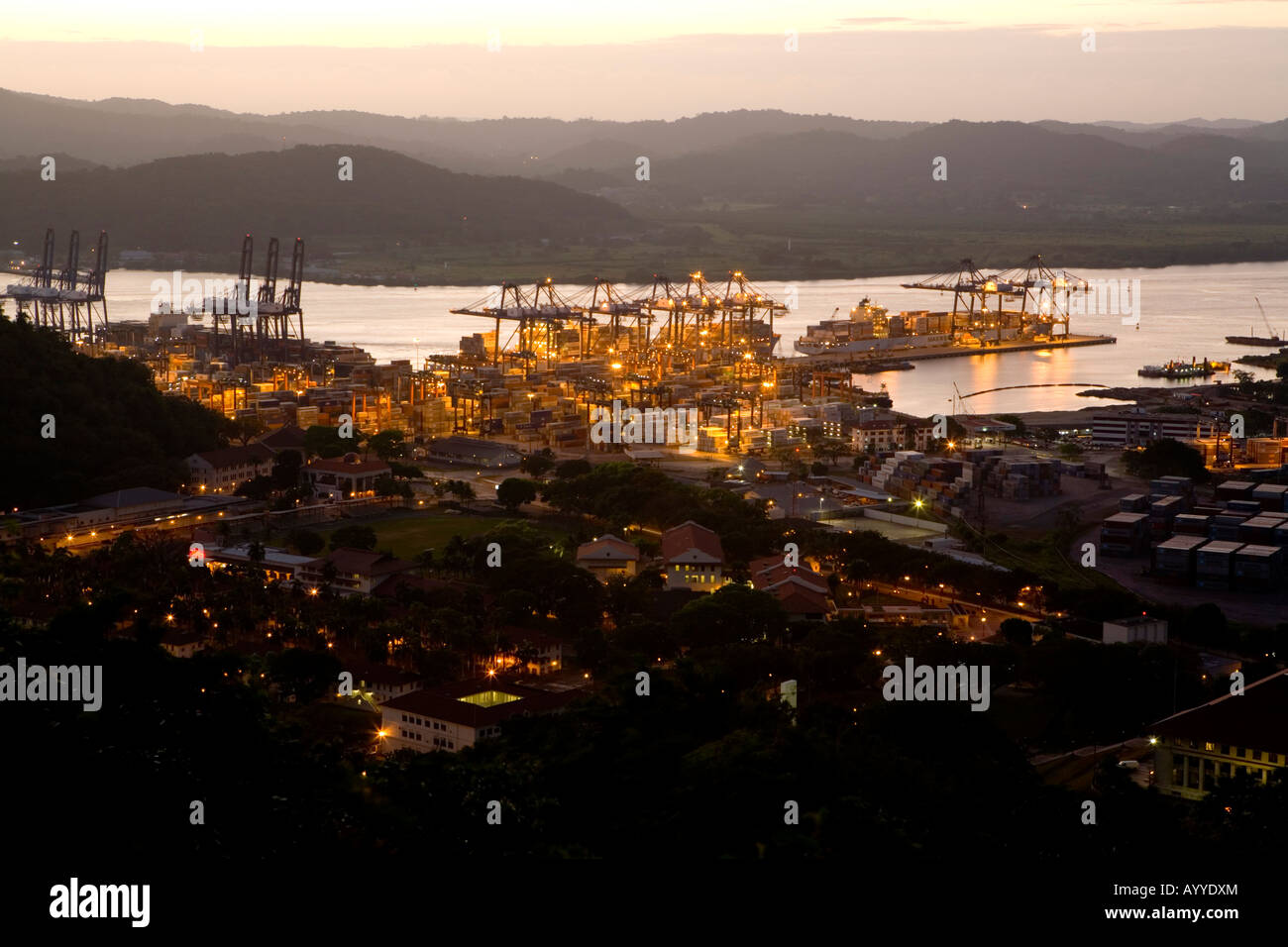 Puerto de panama hi-res stock photography and images - Alamy