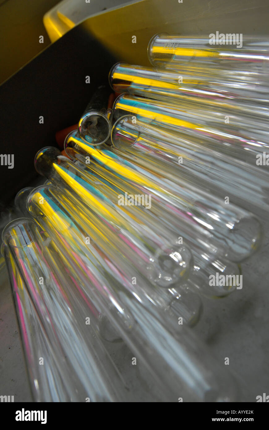 Cleaning test tubes hi-res stock photography and images - Alamy