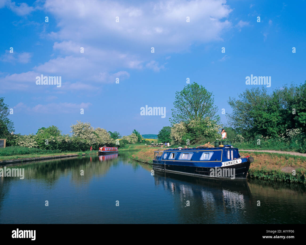 Grand Union Canal Bulbourne Herts UK Stock Photo - Alamy