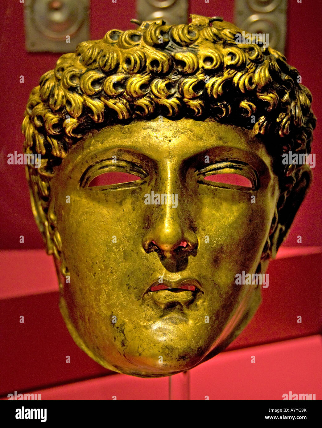 Roman horsemen hi-res stock photography and images - Alamy