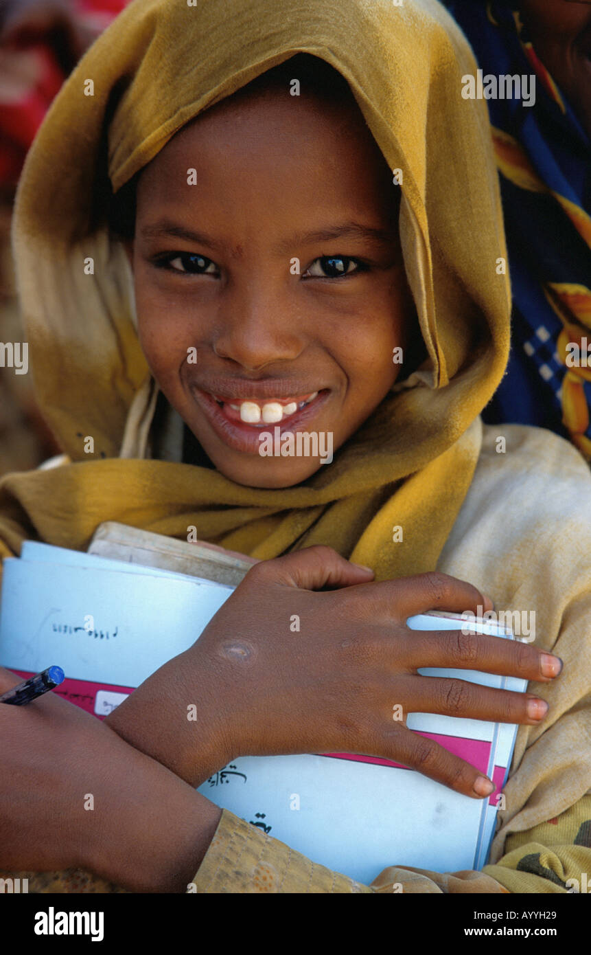 Muslim somali girl hi-res stock photography and images - Alamy