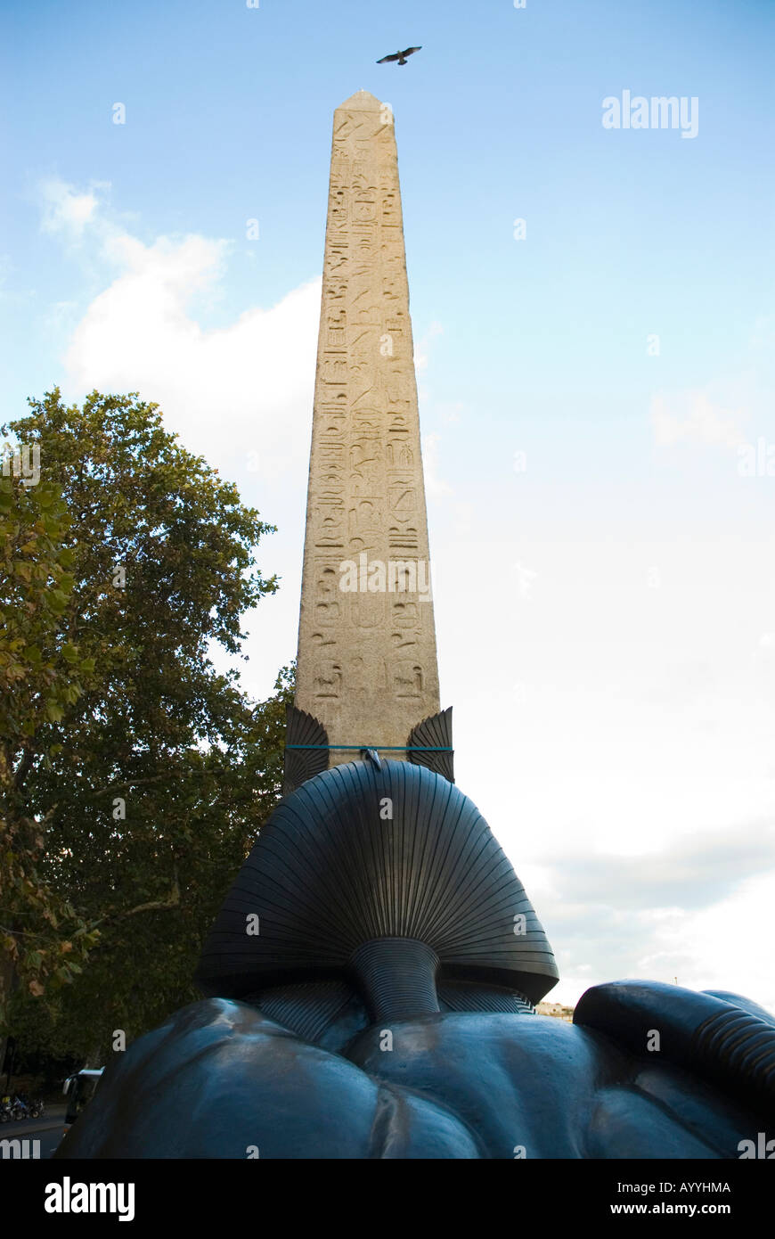 Cleopatras needle in london hi-res stock photography and images - Alamy