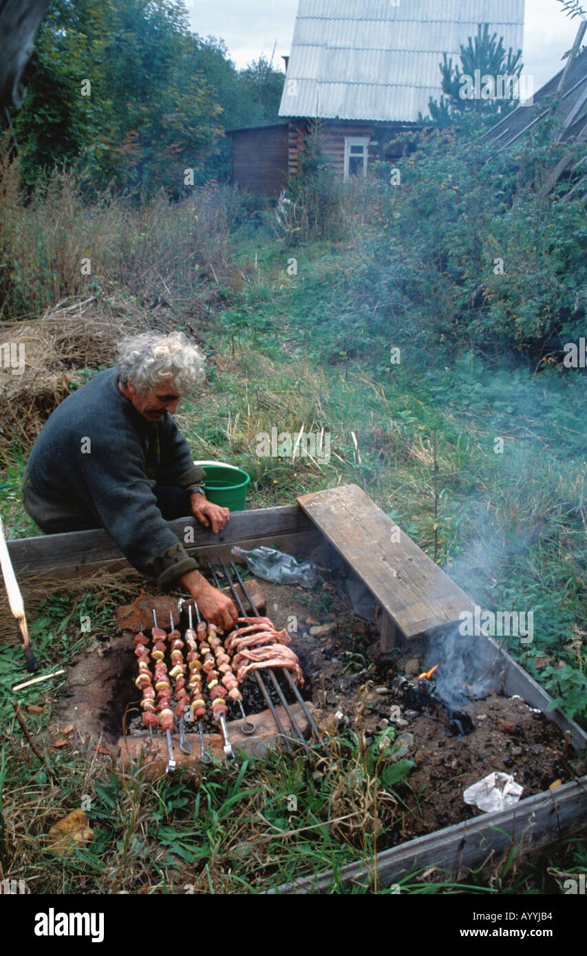 Barbeque grills hi-res stock photography and images - Alamy
