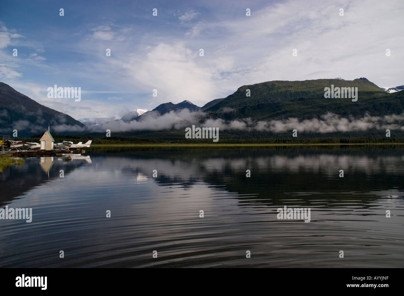 Valdez robe lake hi-res stock photography and images - Alamy