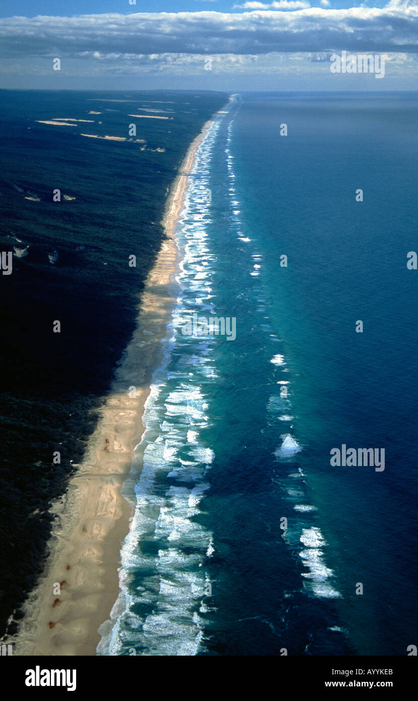 75 Mile beach, Fraser Island Stock Photo - Alamy