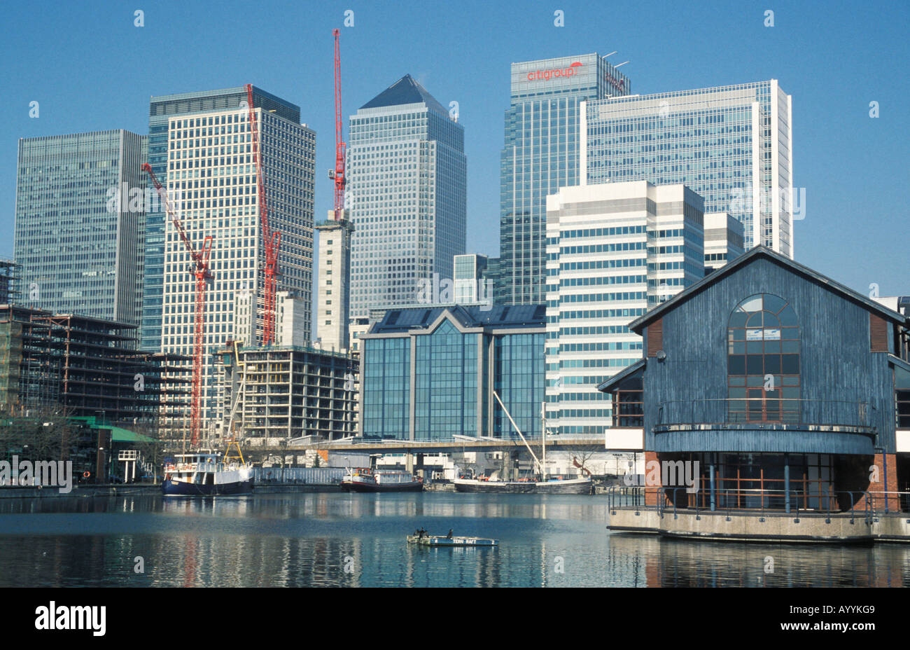 Cranes building structure construction site london regeneration hi-res ...