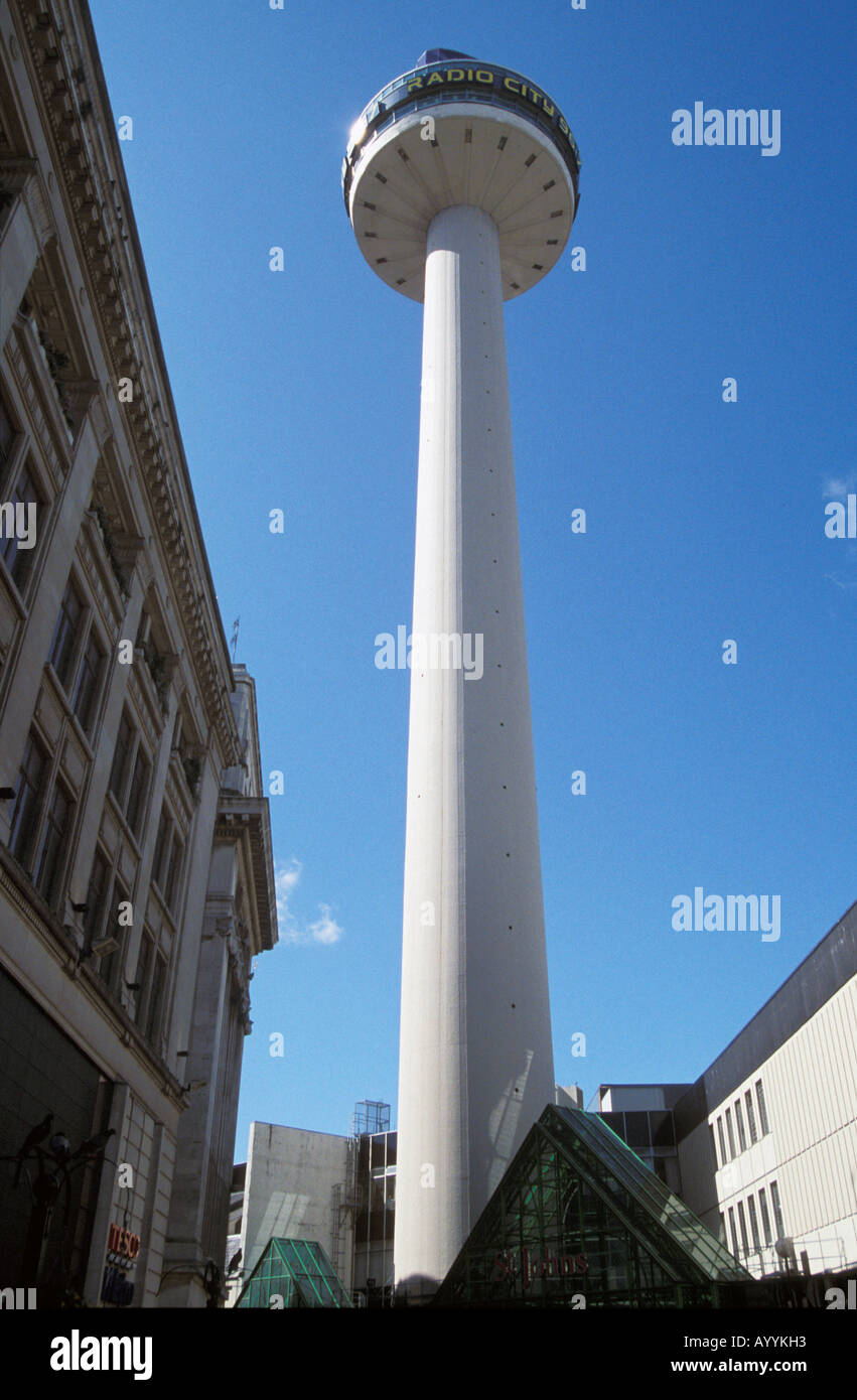 1965 radio station hi-res stock photography and images - Alamy