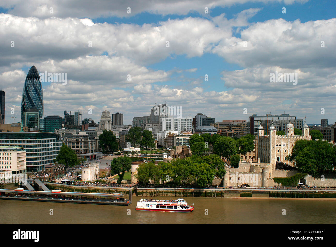 The Tower of London and Swiss Re building Stock Photo - Alamy