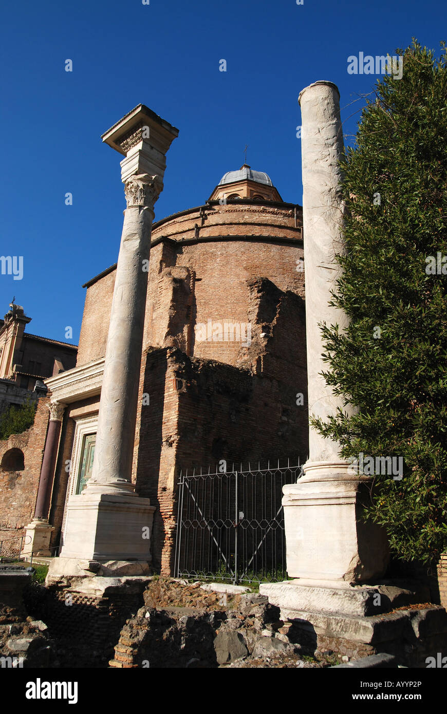 Monument in the Roman Forum of Rome Italy tourism Stock Photo - Alamy