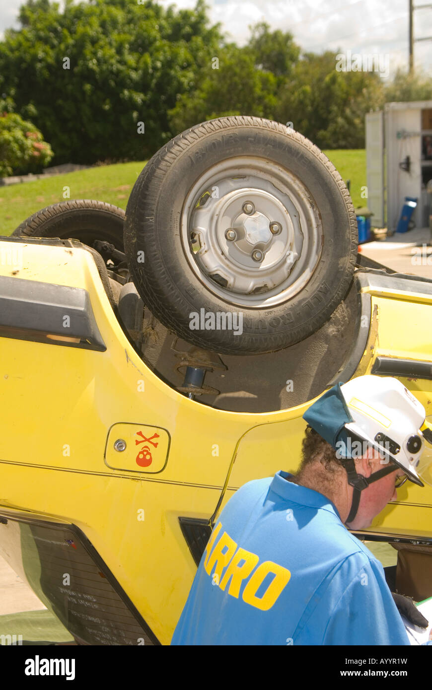 car crash rescue team Stock Photo - Alamy