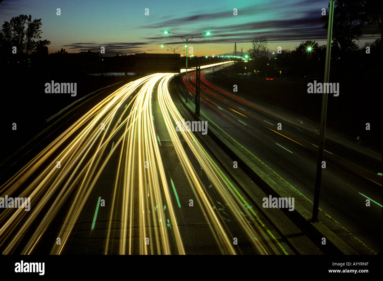 Canada Québec Montréal expressway traffic at dusk Stock Photo - Alamy