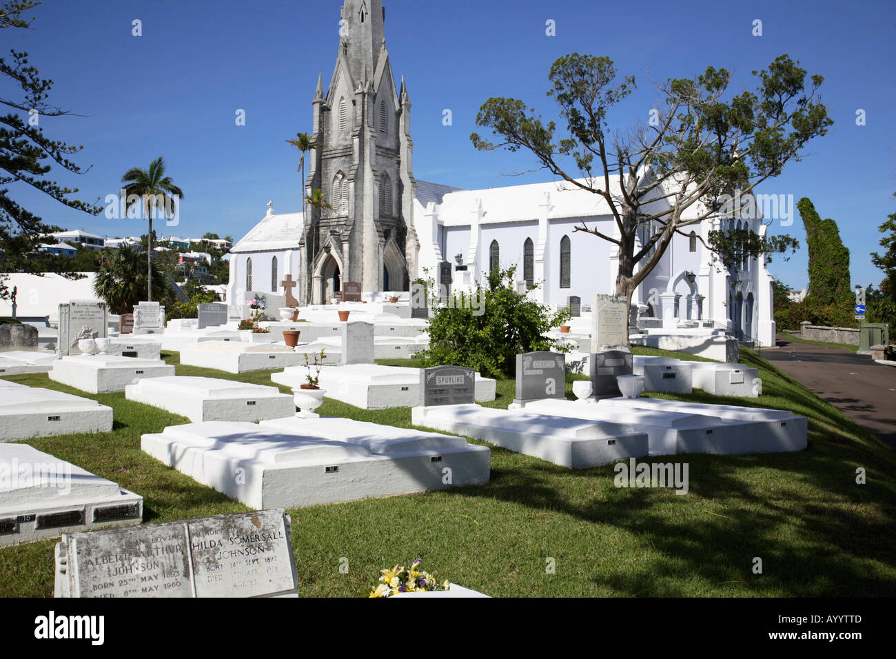 St Paul's church and graveyard, Paget parish Bermuda Stock Photo - Alamy
