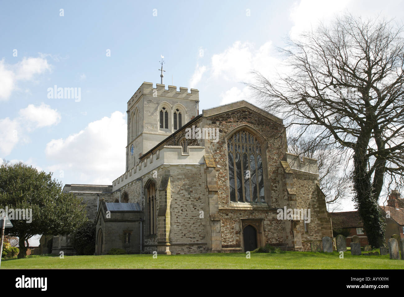 Toddington village church hi-res stock photography and images - Alamy