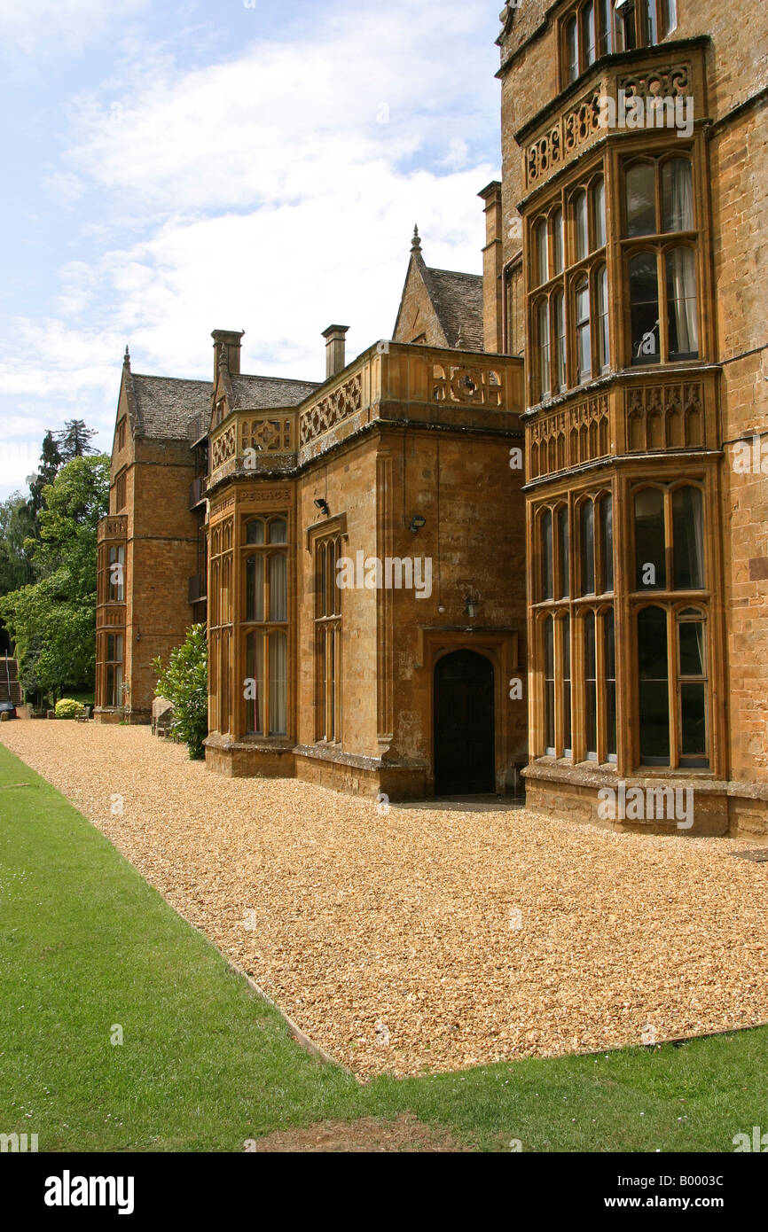 UK Oxfordshire Wroxton Manor campus College of Fairleigh Dickinson ...