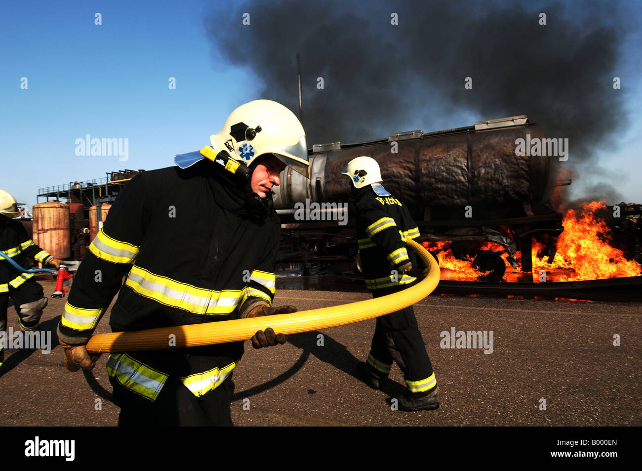 Port of Rotterdam Maasvlakte Falck Risc Fire and Safety Training ...