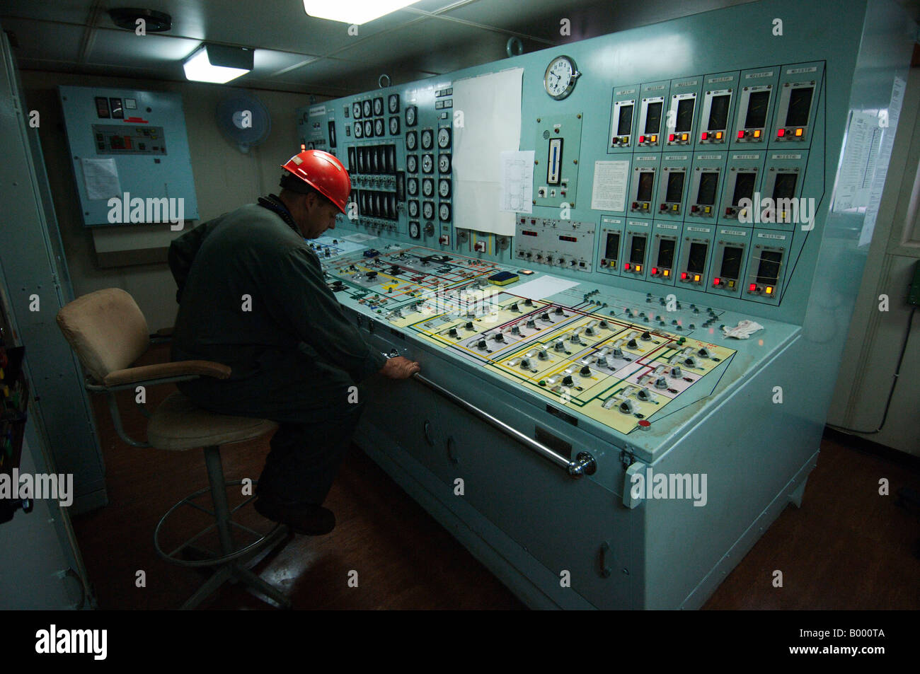 Port of Rotterdam the engine room of a bulk carrier docked at the EMO ...