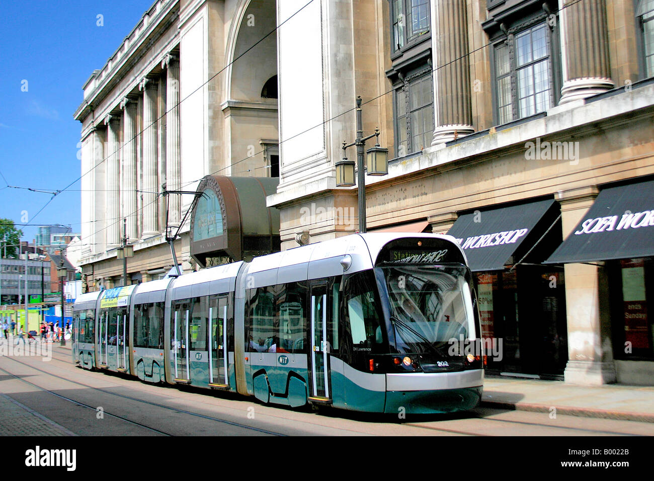 Electric Tram Nottingham City Centre outside the Council House ...