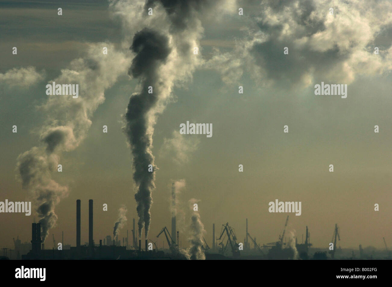 Port of Rotterdam industry and pollution Stock Photo - Alamy