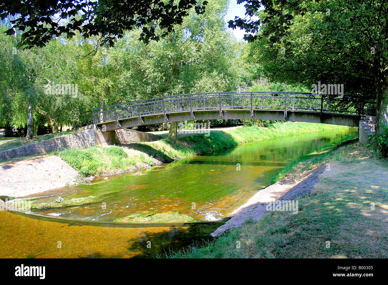 River Idle High Resolution Stock Photography and Images - Alamy