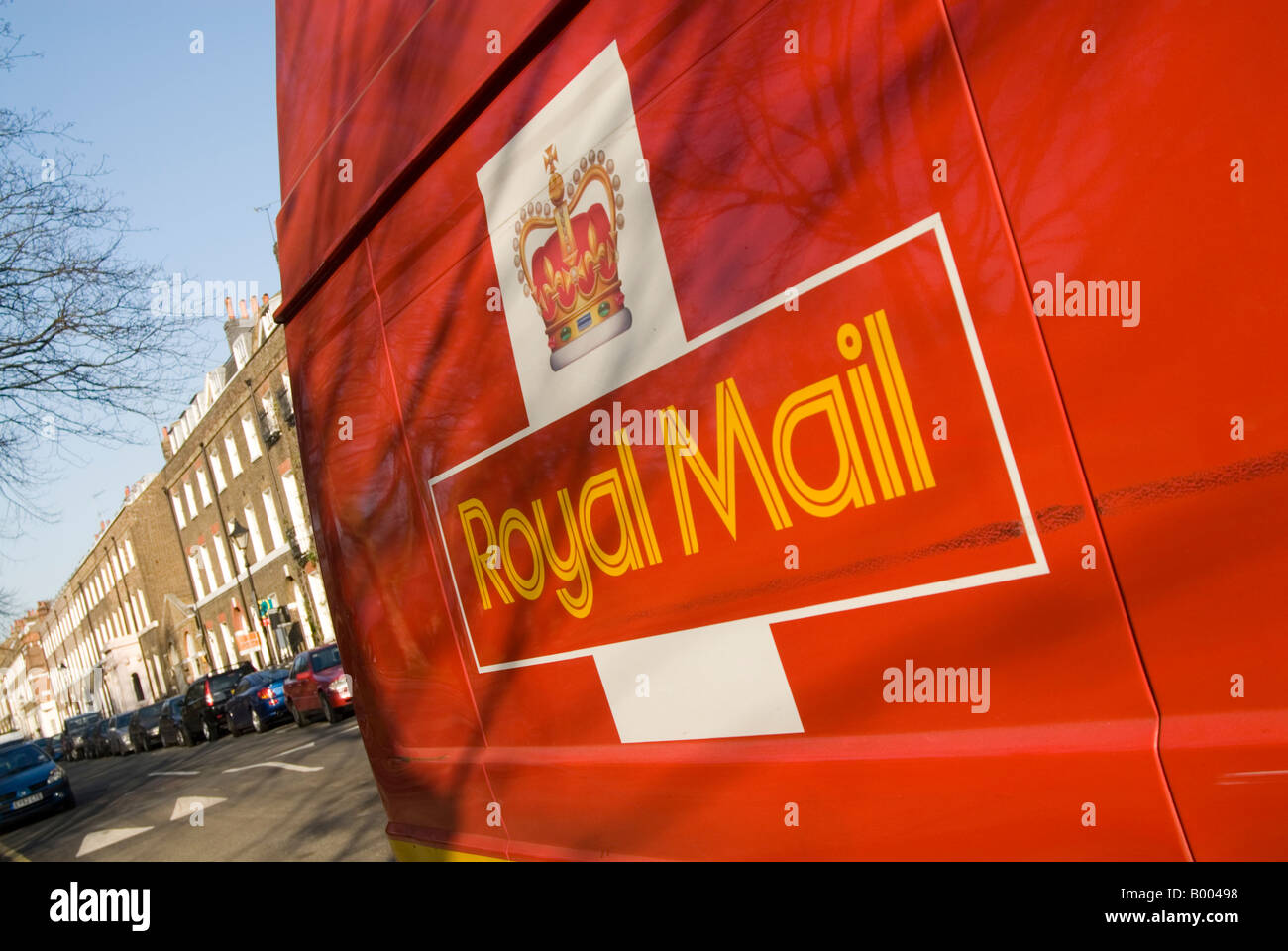 Royal mail van hi-res stock photography and images - Alamy
