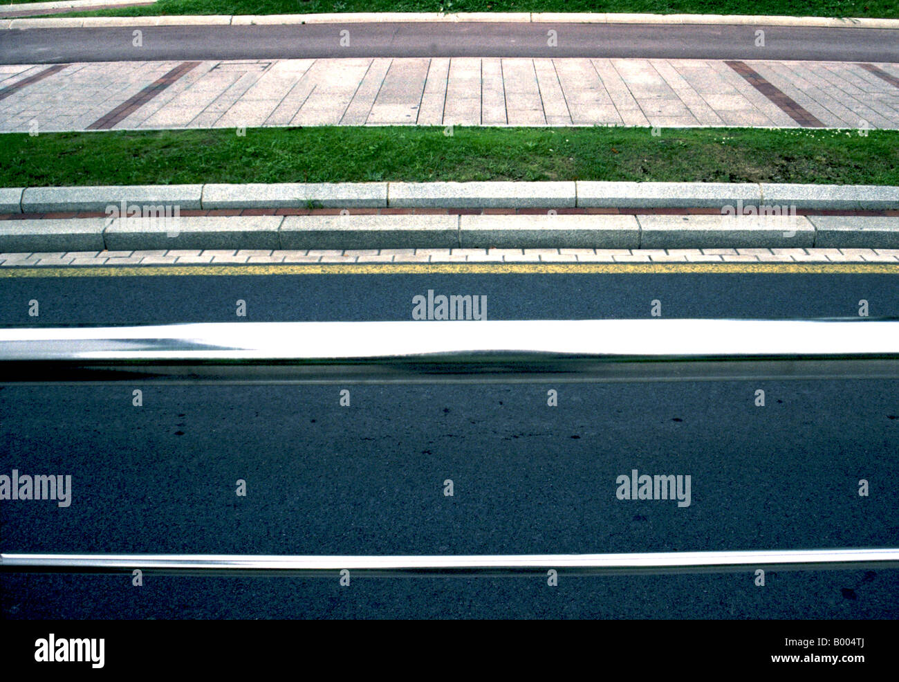 Pavement and roadway markings Stock Photo - Alamy