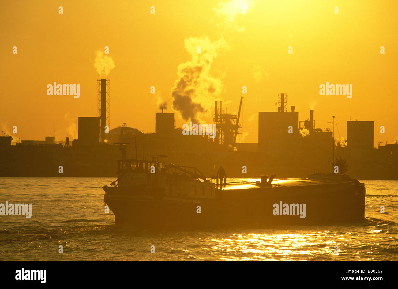Navigation port hi-res stock photography and images - Alamy