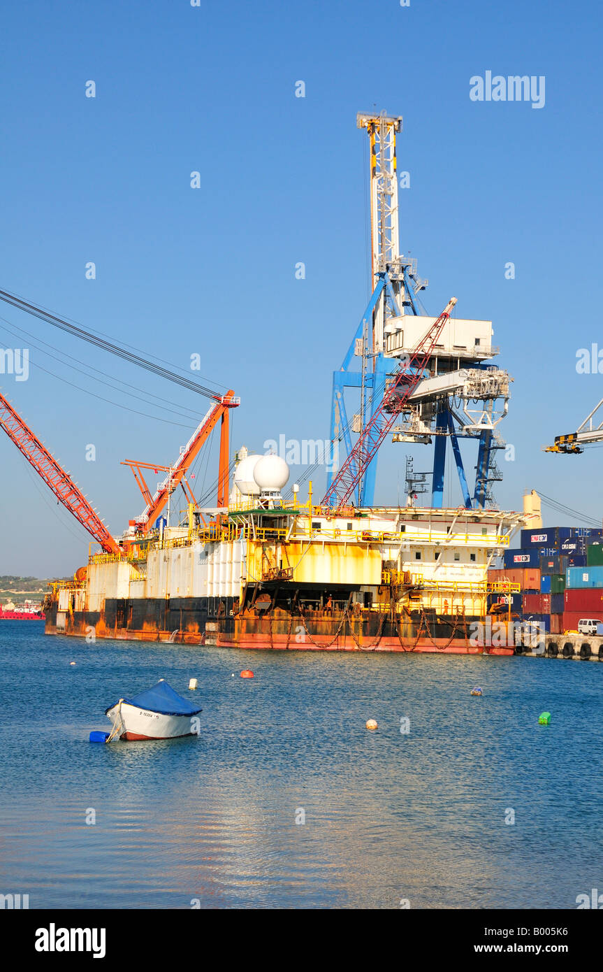 Maltise hi-res stock photography and images - Alamy