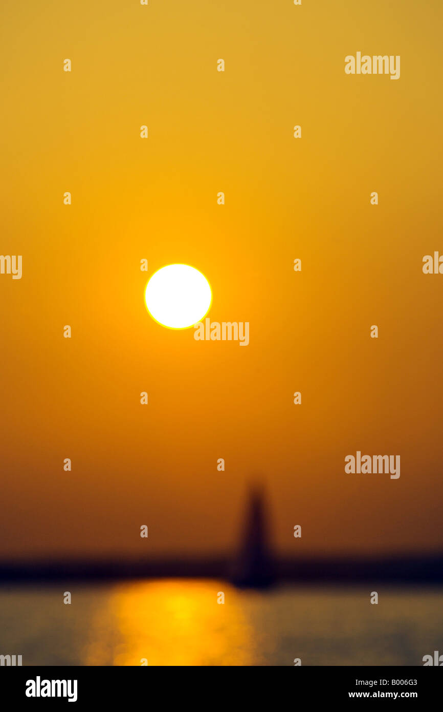 Solent sunset hi-res stock photography and images - Alamy