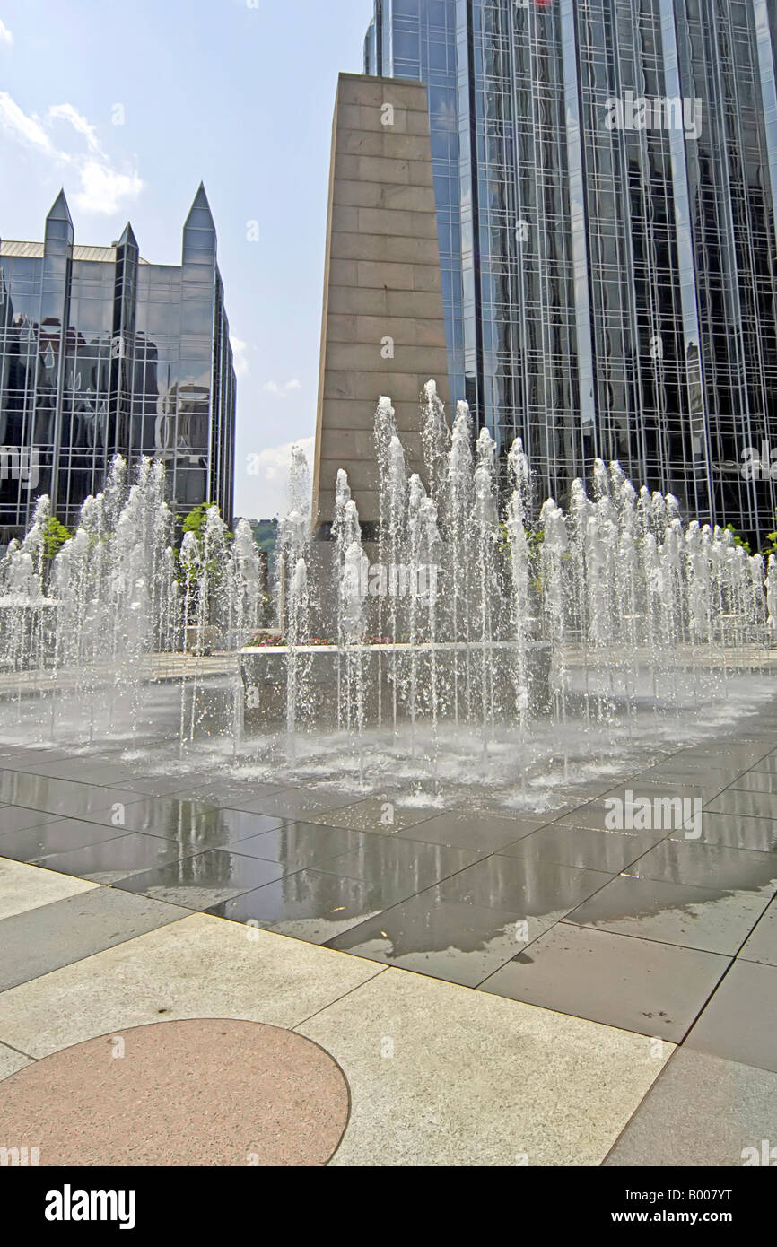 Pittsburgh pa usa ppg building hi-res stock photography and images - Alamy