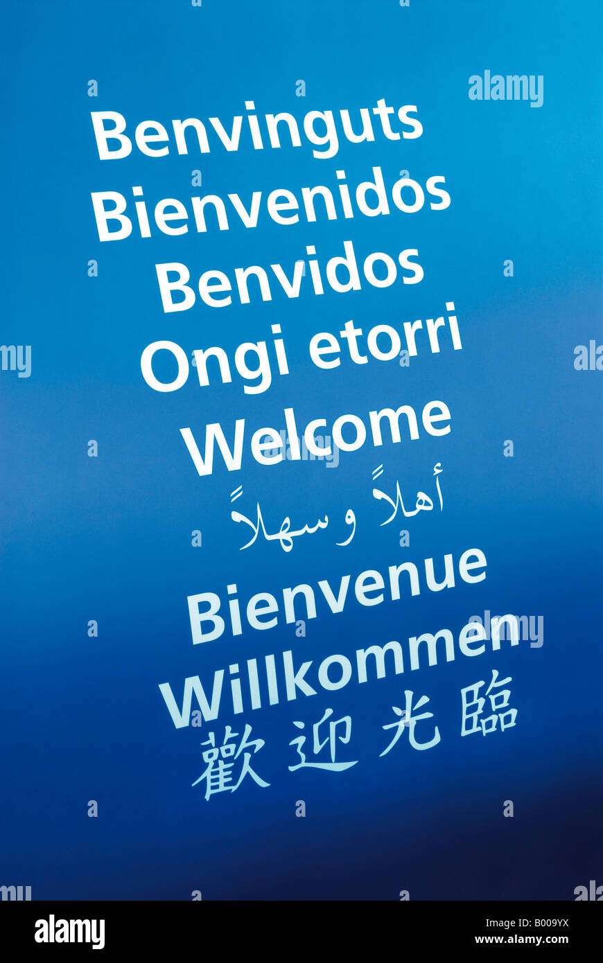 Welcome in different languages hi-res stock photography and images - Alamy