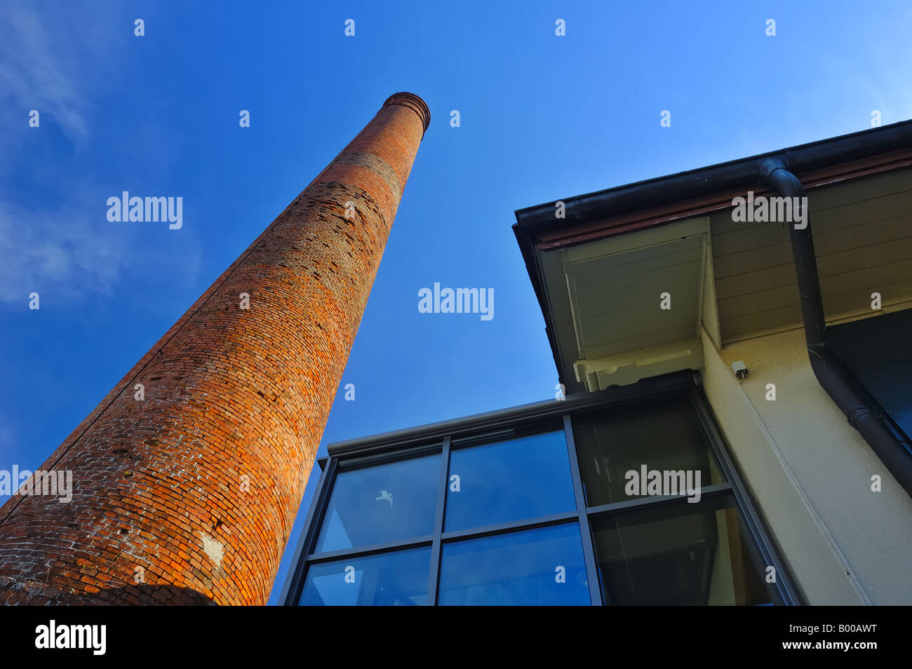 Old new contrast hi-res stock photography and images - Alamy