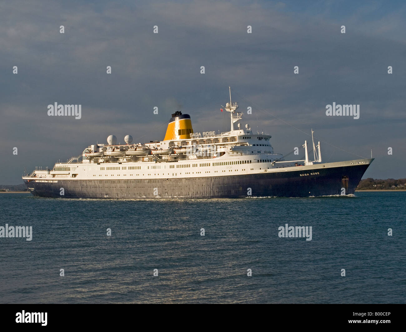 Saga uk hi-res stock photography and images - Alamy