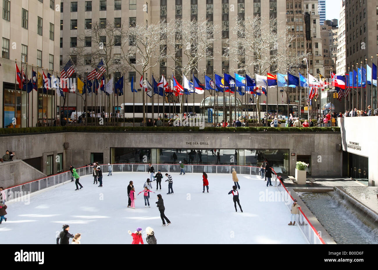Ice skating rink at Rockefeller Plaza, NYC Stock Photo - Alamy
