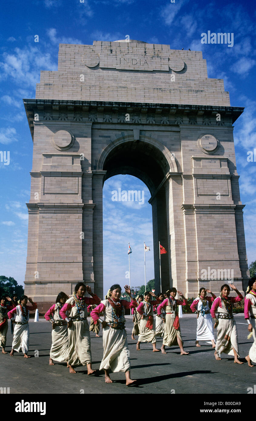 Delhi, Republic Day Parade (January 26th), Girls of Arunachal Pradesh ...
