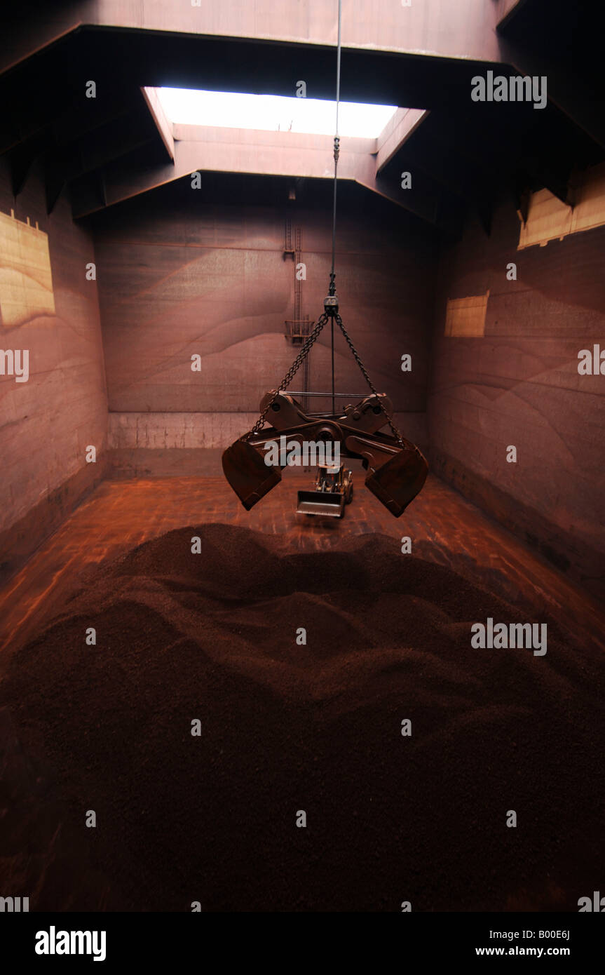 The EMO dry bulk terminal on Maasvlakte, raw materials such as iron ore ...