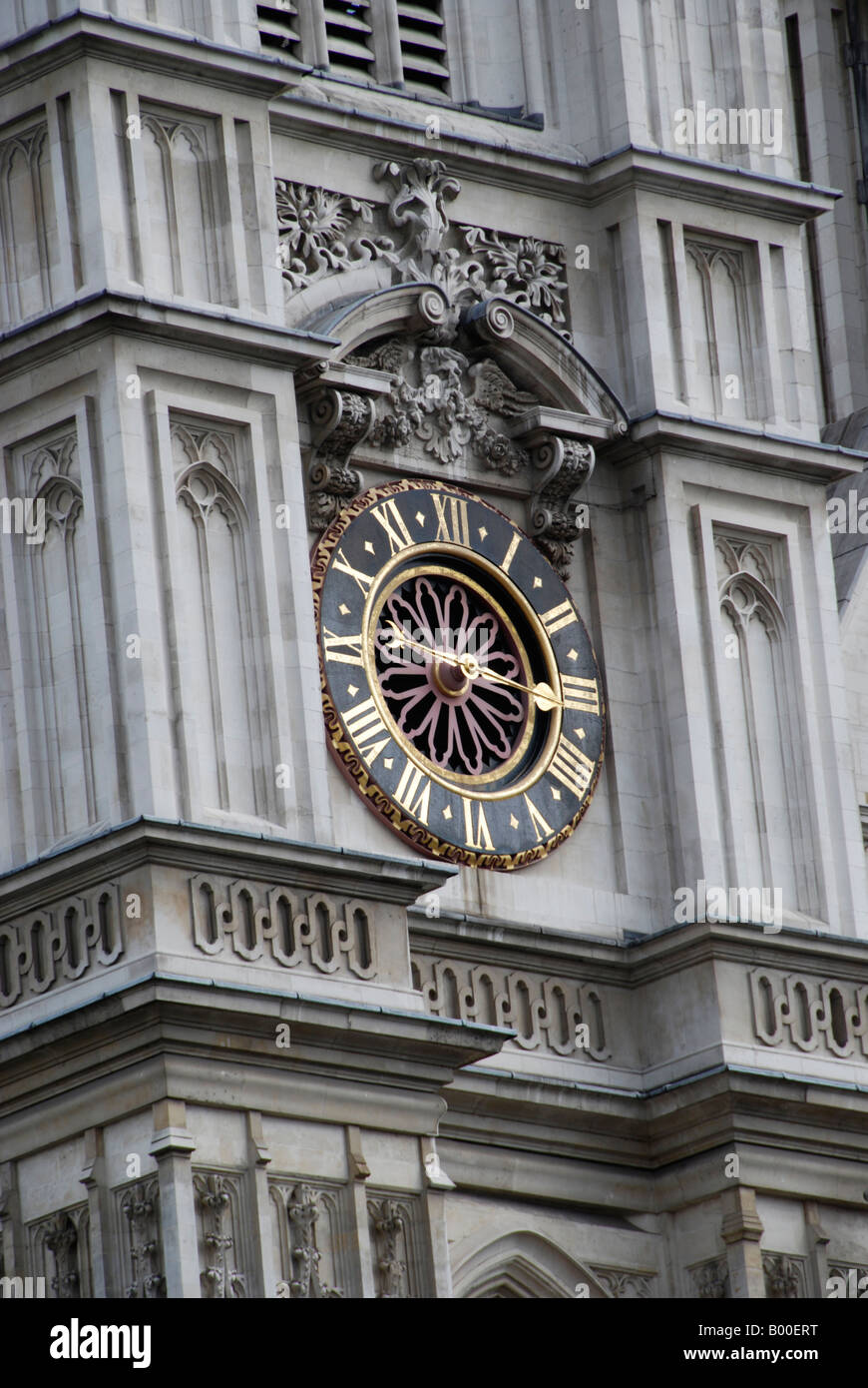 Close up of clock on front exterior of Westminster Abbey London Stock ...