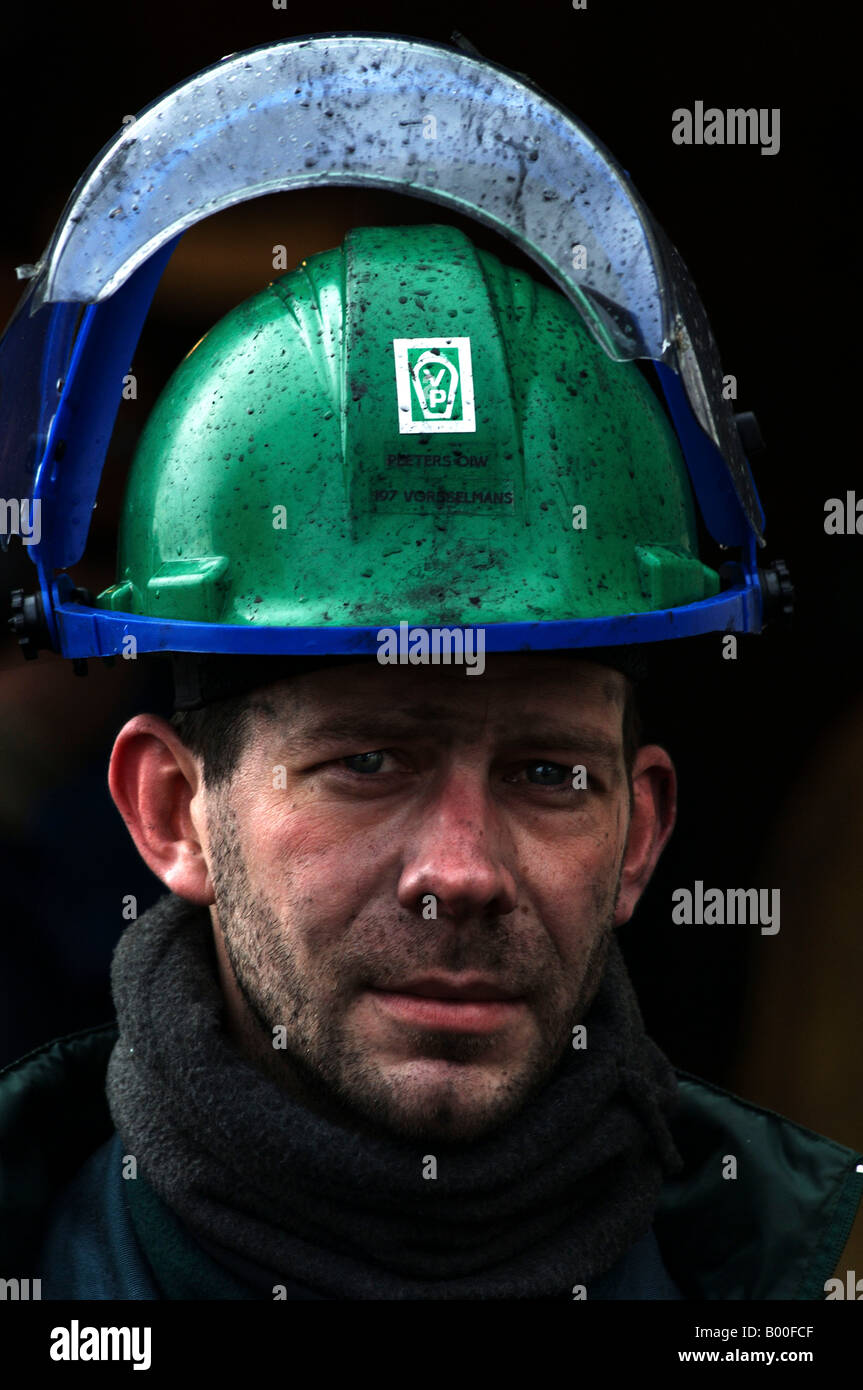 Rotterdam w hi-res stock photography and images - Alamy