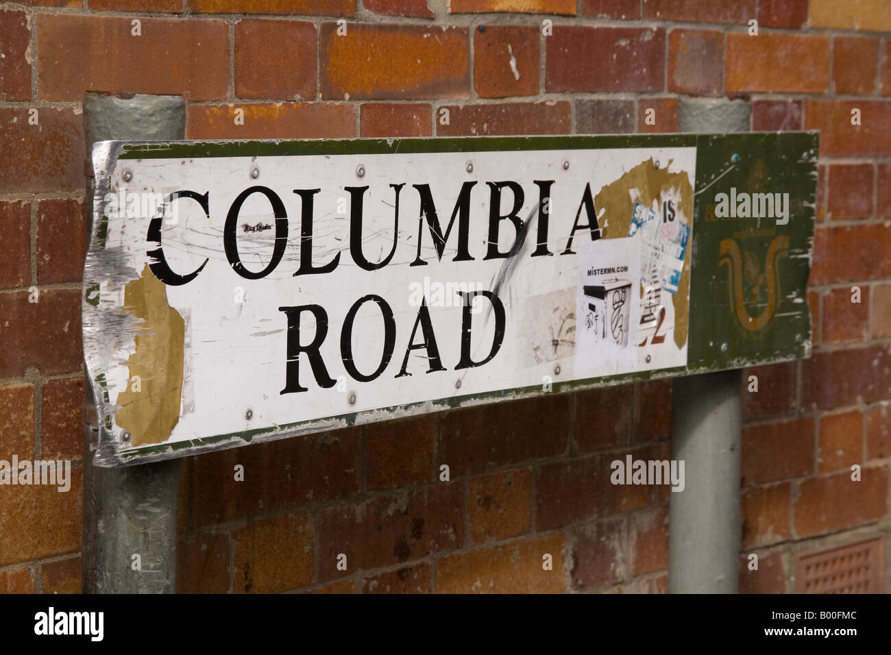 Road sign london hi-res stock photography and images - Alamy