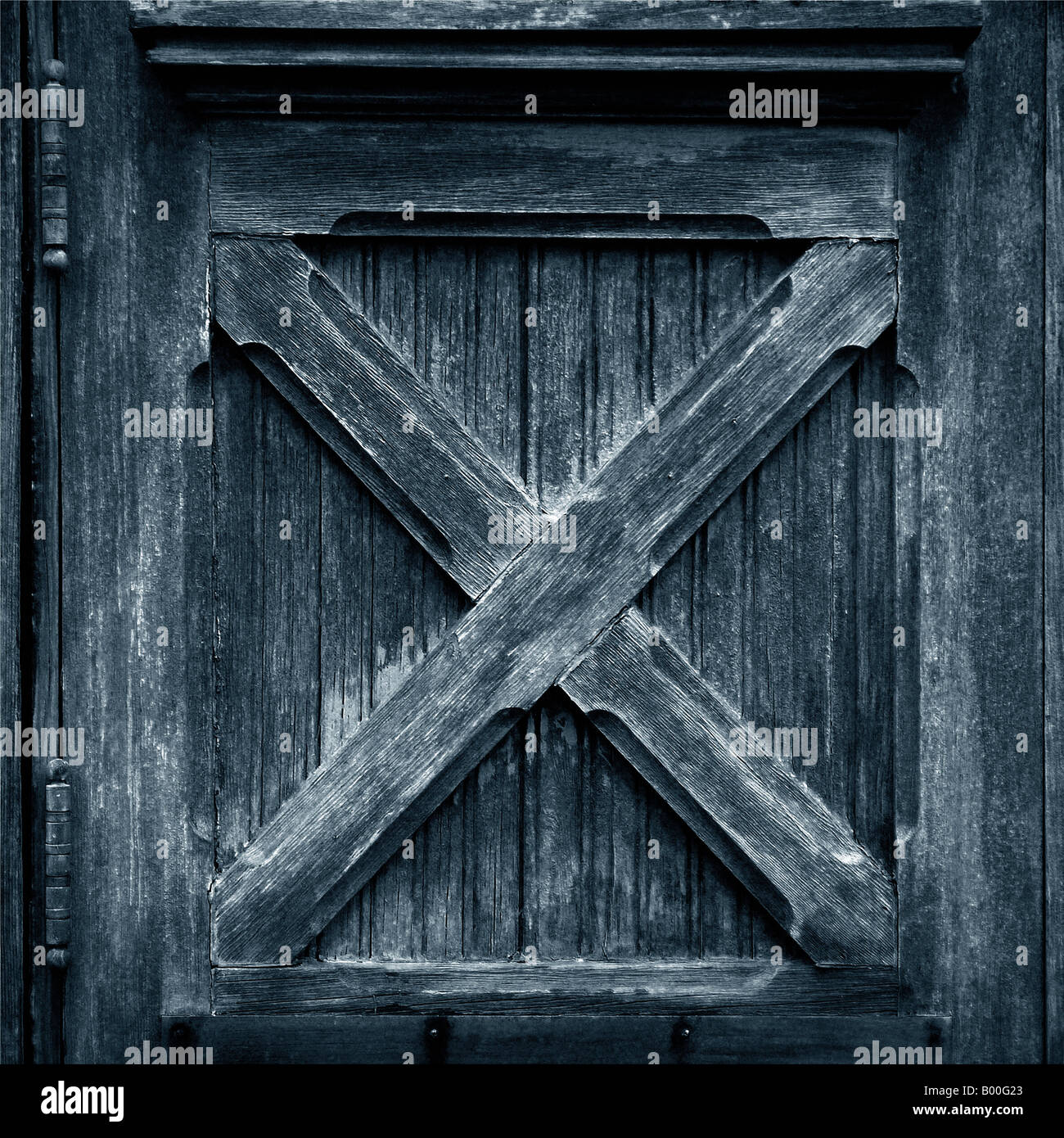 Letter X on wooden door Stock Photo - Alamy