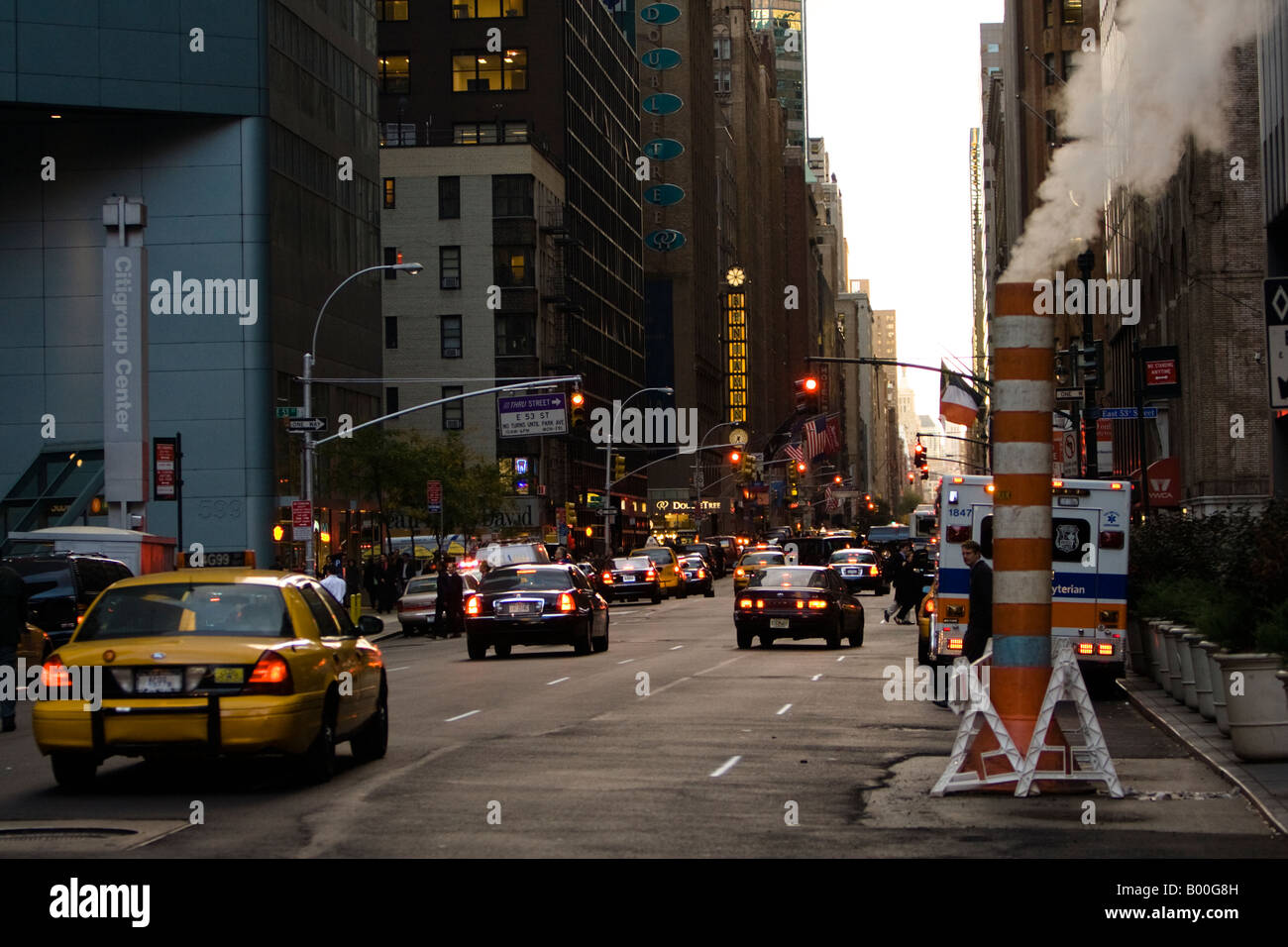 Lexington ave new york hi-res stock photography and images - Alamy
