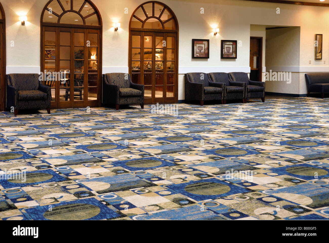 Arched lobby hi-res stock photography and images - Alamy