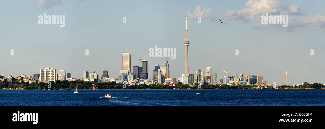 Skyline panorama downtown toronto hi-res stock photography and images ...