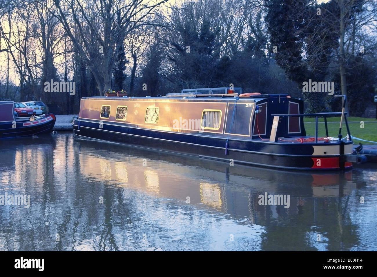 narrow boat barge the worcester and birmingham canal stoke prior ...
