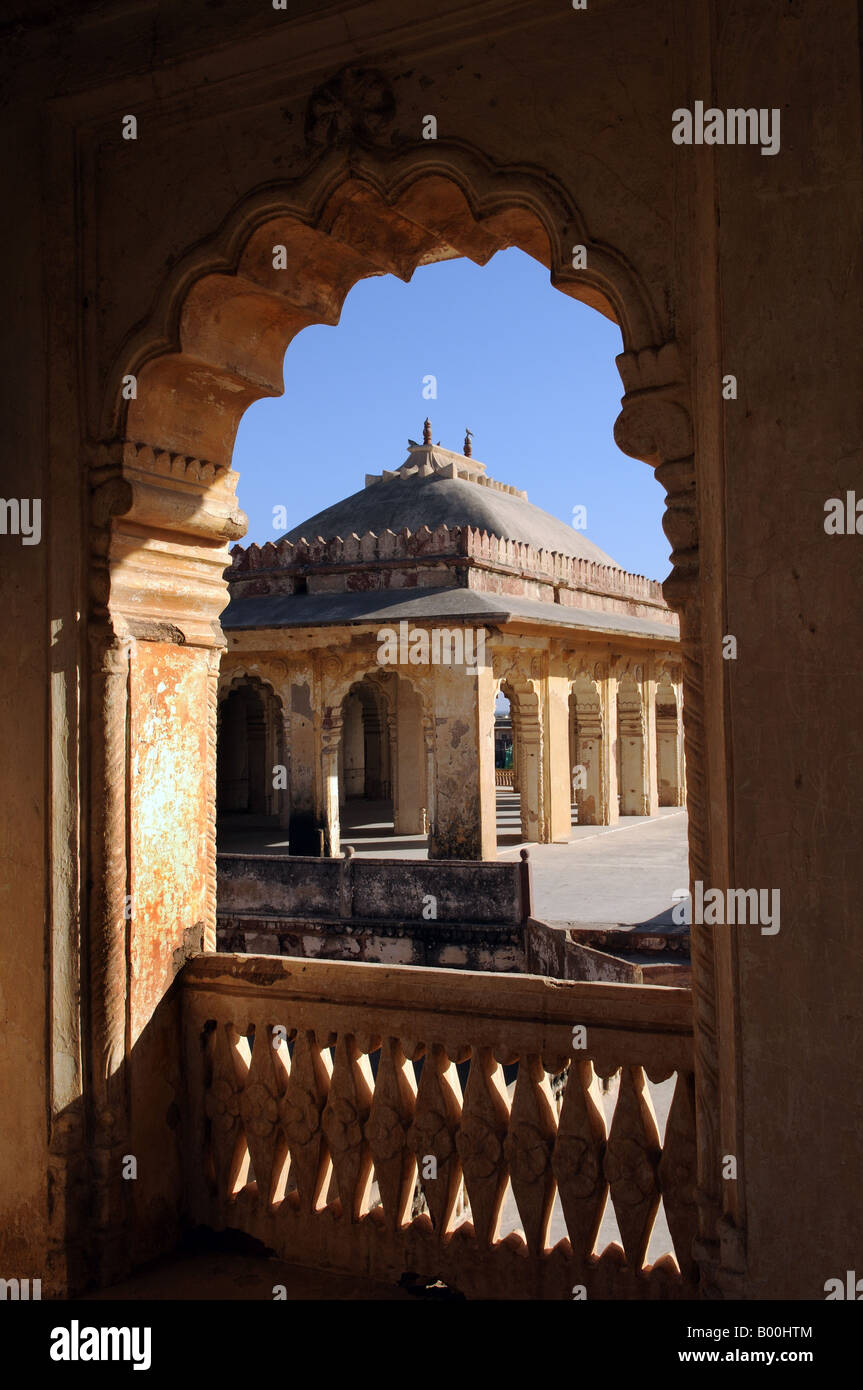 The beautiful Maharajah palace in the desert town of Naguar Rajasthan ...